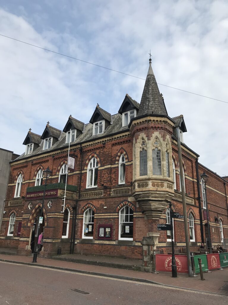 Allan Leonard Lewis VC – Amber Taverns