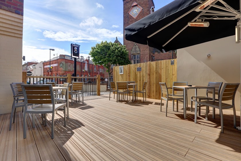 Saracens Head – Amber Taverns