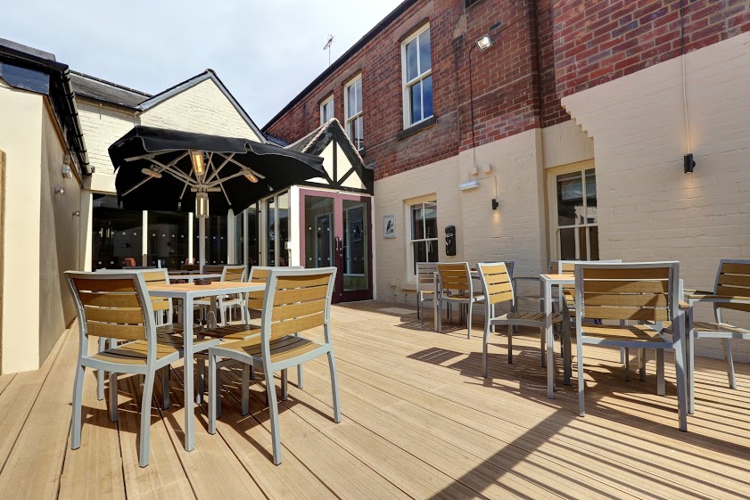 Saracens Head – Amber Taverns