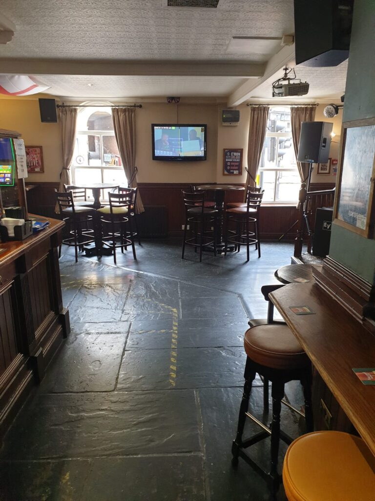 Royal Morley – Amber Taverns